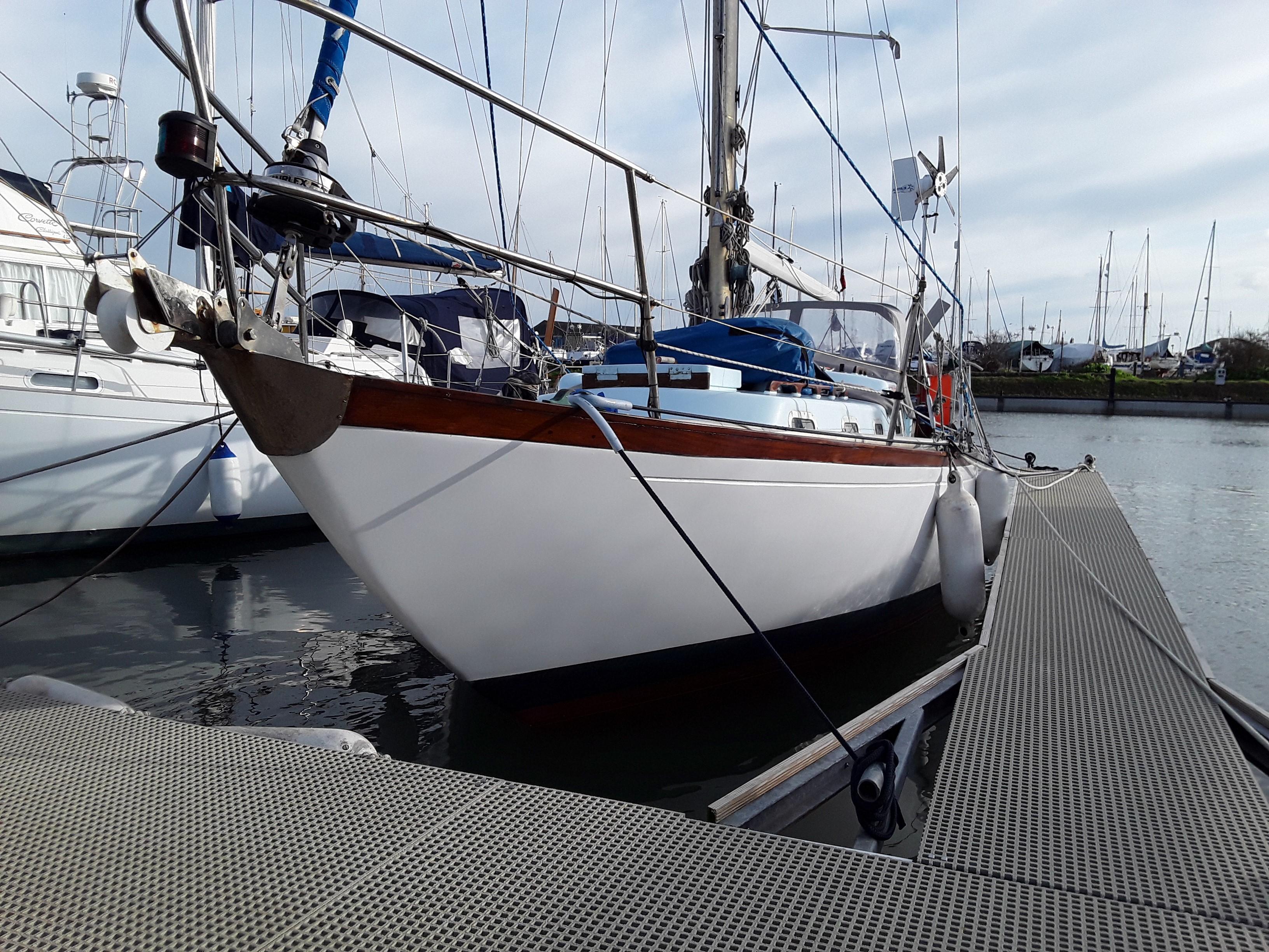 Nicholson 32 Mk III boat for sale - Westwater Yacht Sales