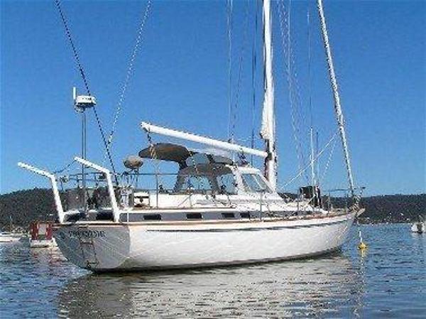 Warwick 40 Sloop yacht ~ Central Coast NSW | Central Coast Boat Broker