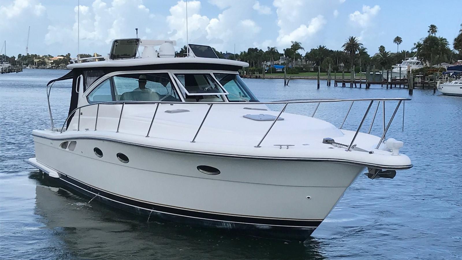 Sara Smile Tiara 2003 3800 Open 38 Yacht for Sale in US