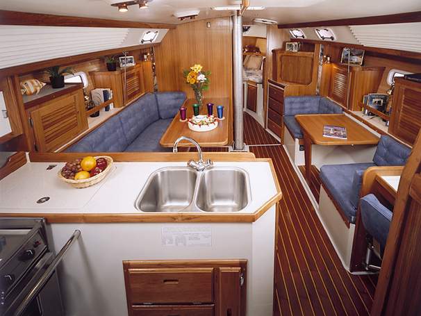 36′4″ Catalina 36 MkII - Passage Nautical