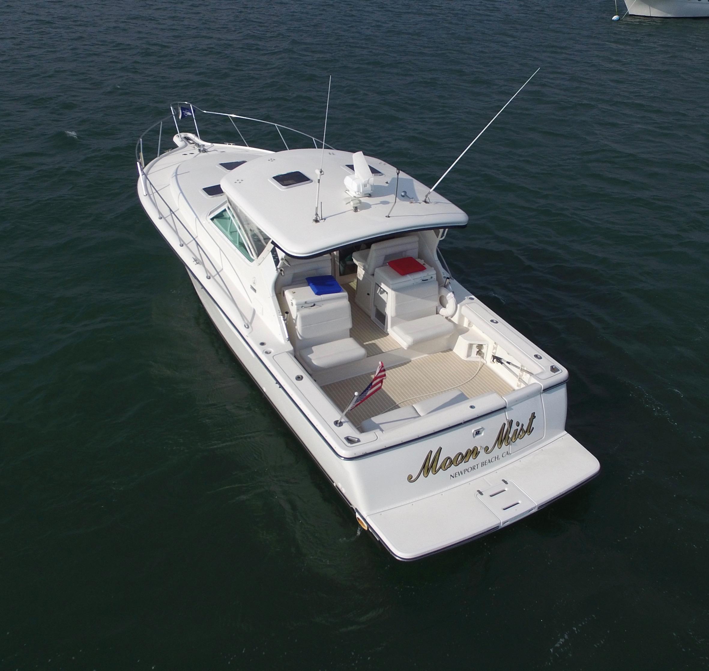 35 Tiara 2000 For Sale in Newport Beach, California, US | Denison Yacht ...