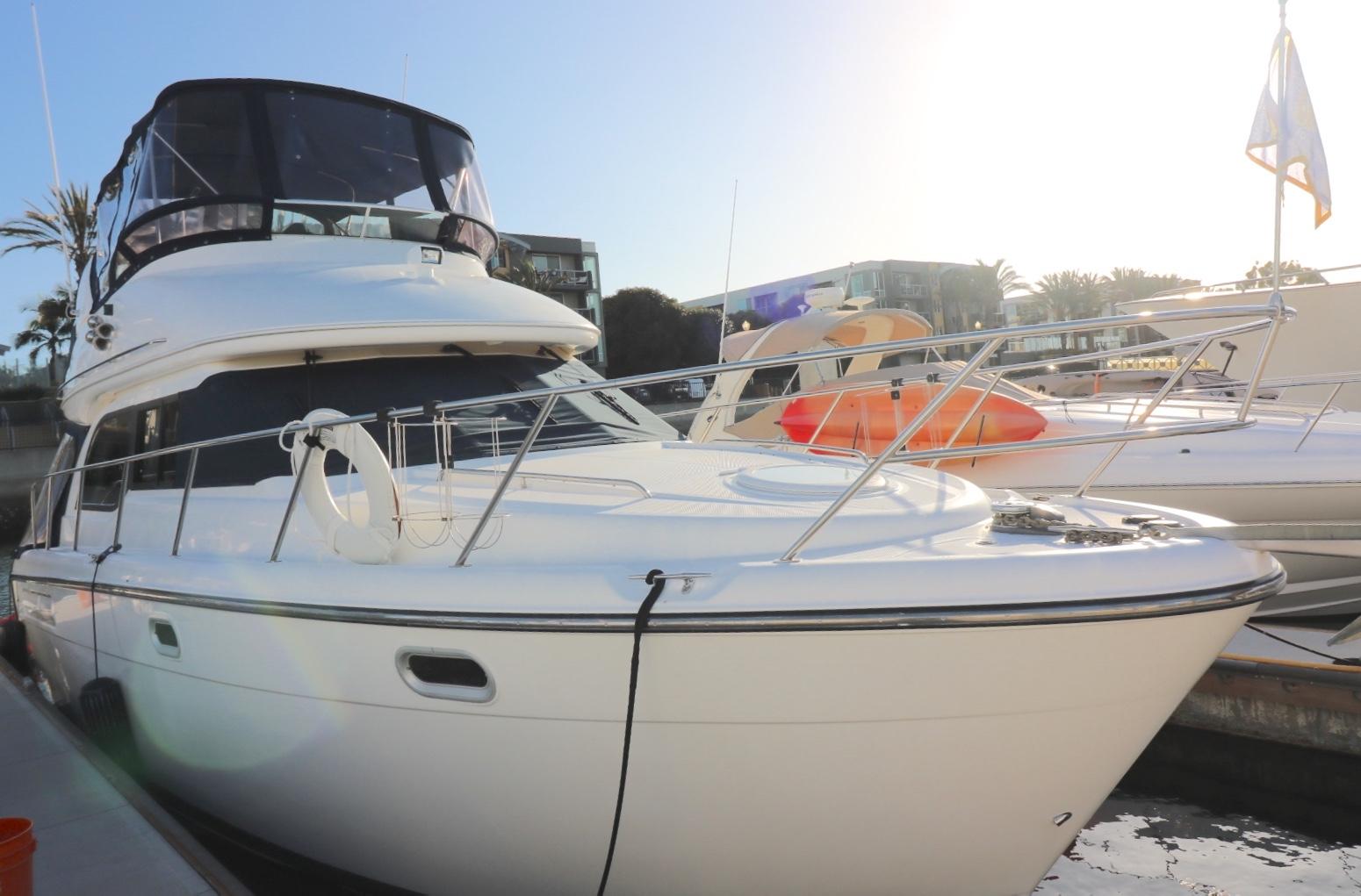 Amazing Grace Bayliner 2002 Convertible 34 Yacht for Sale in US