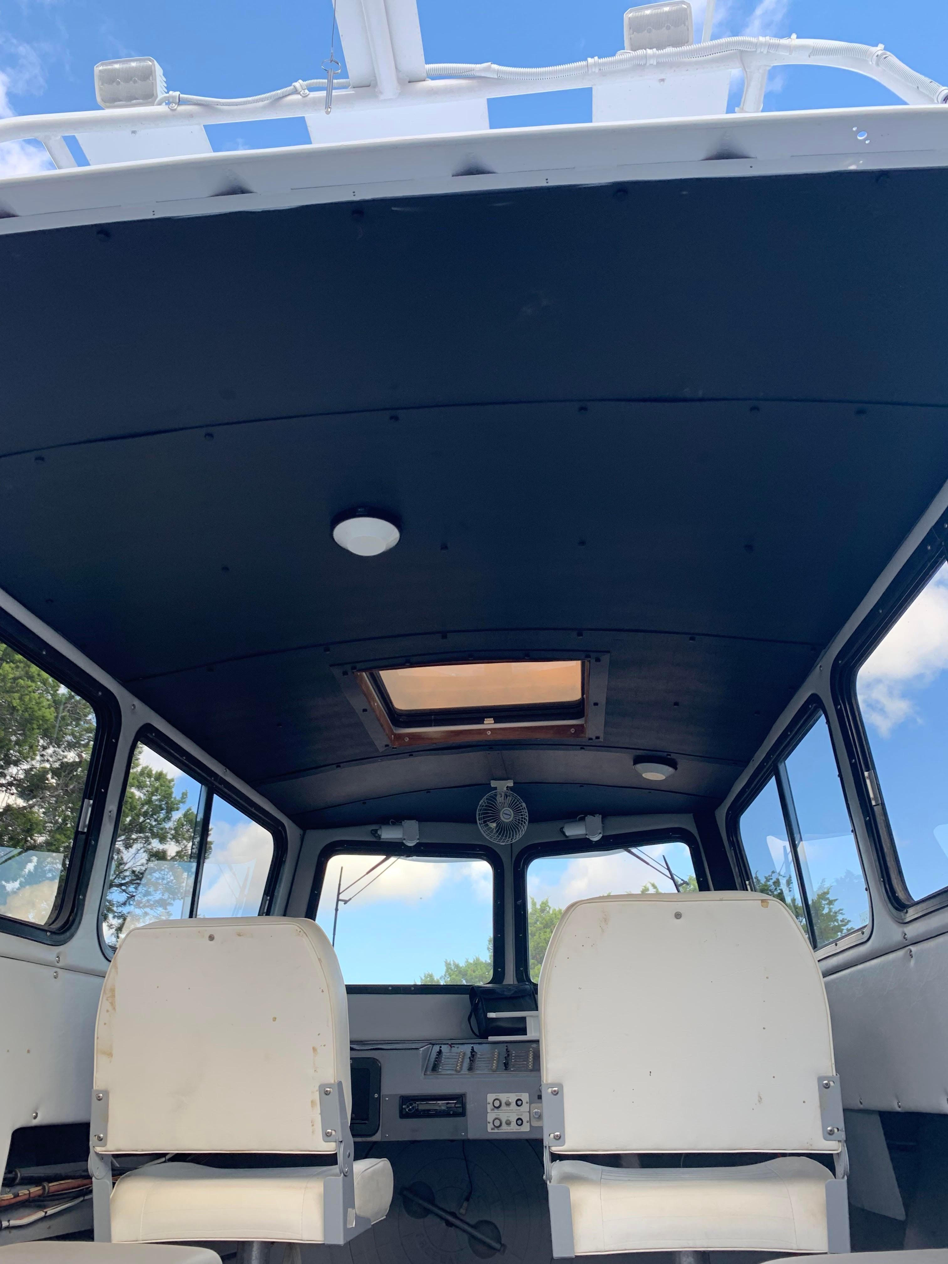 Yacht for Sale | 28 Seaark Yachts Spicewood, TX | Denison Yacht Sales