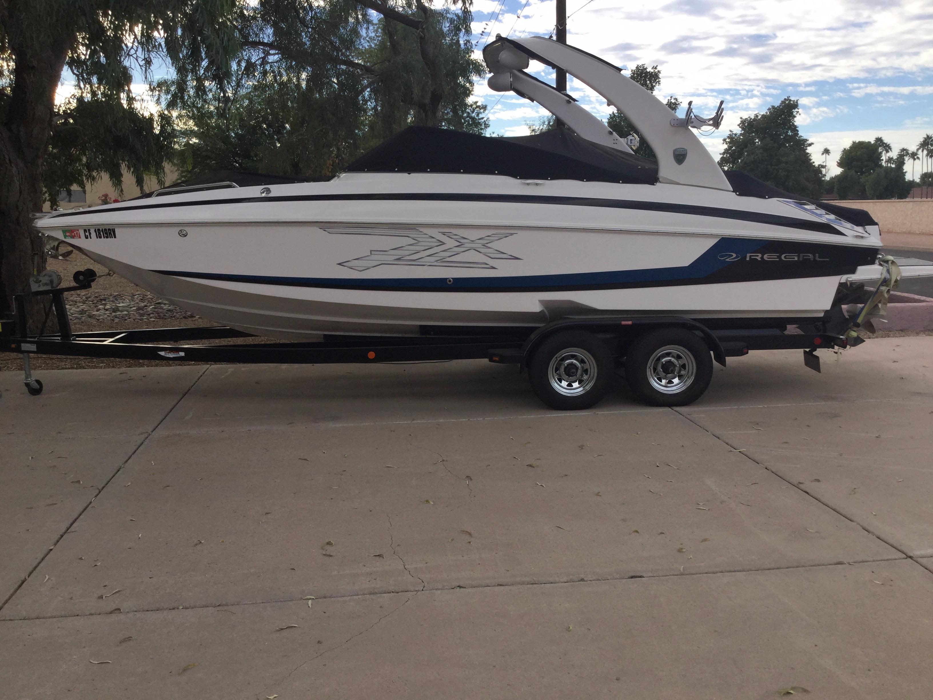 27 Regal 2015 Scottsdale, Arizona Sold on 2018-03-16 by Denison Yacht Sales