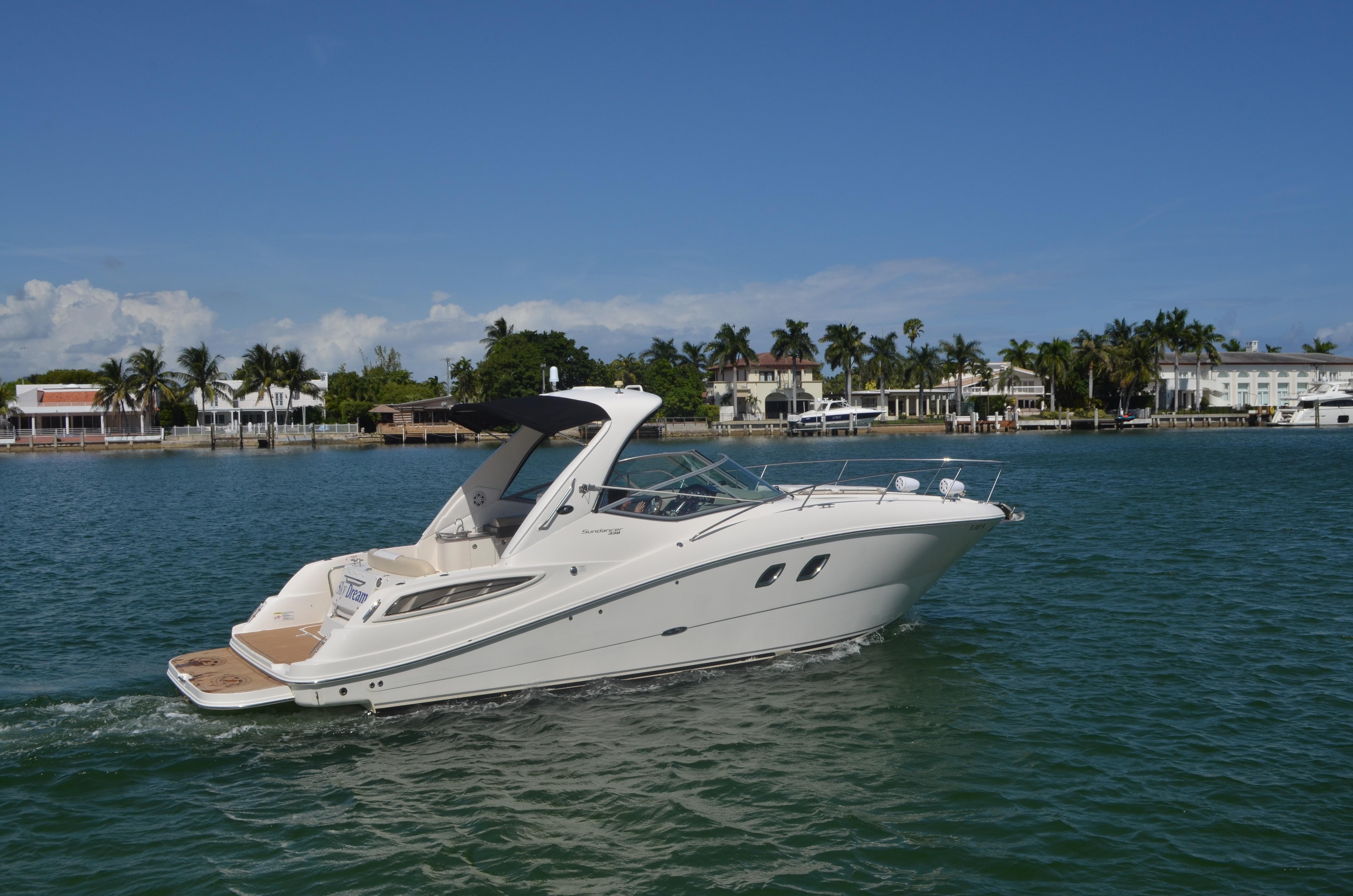 33 Sea Ray 2013 Sky Dream Miami, Florida Sold on 2020-01-31 by Denison ...