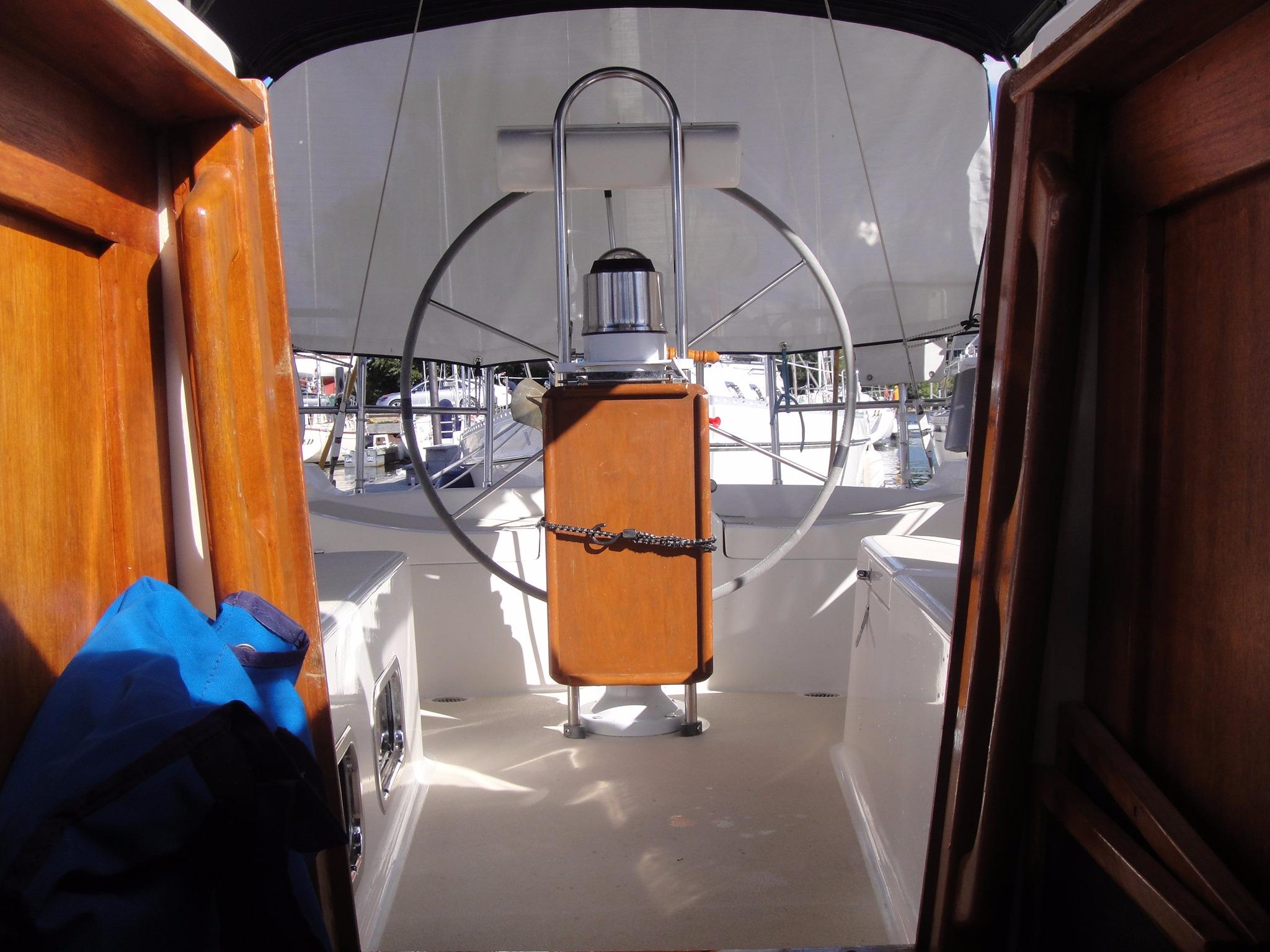 38 Tartan 1999 Sacketts Harbor, New York Sold on 2017-08-04 by Denison ...