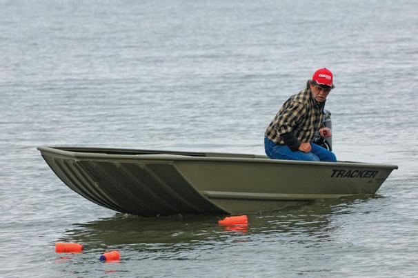 Tracker 1448 | Dedicated To The Smallest Of Skiffs