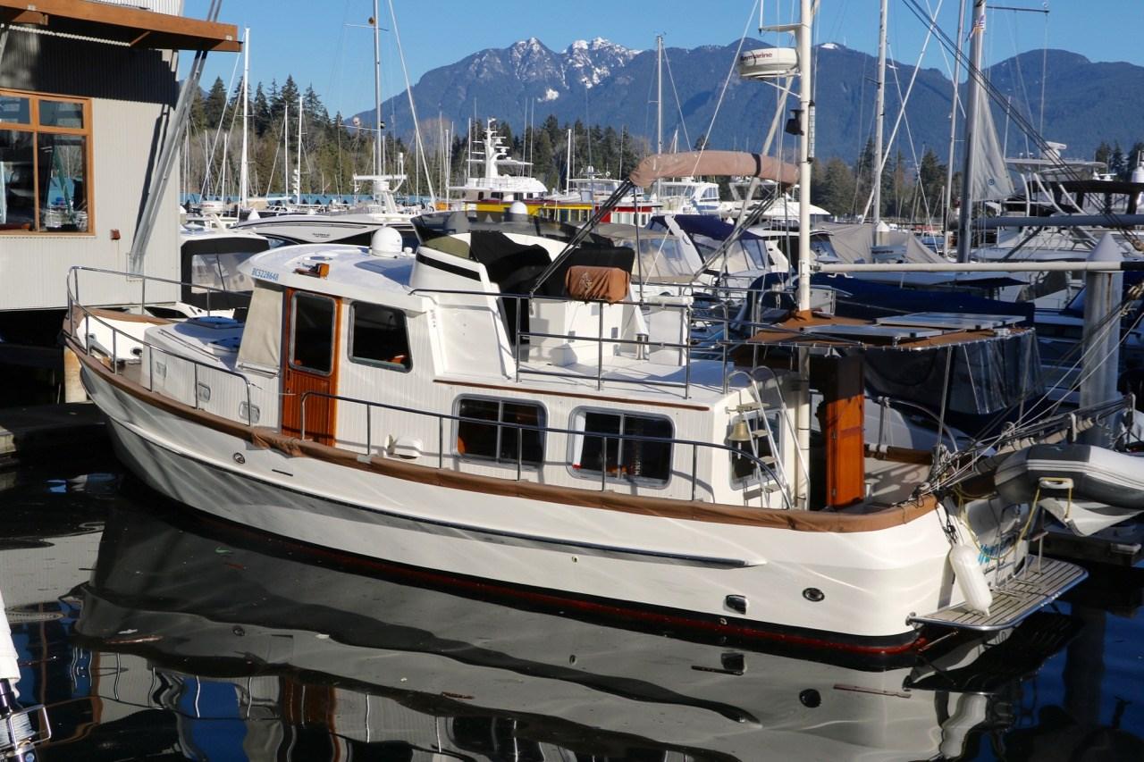 2000 Eagle 40 Pilothouse Trawler offered by Grand Yachts