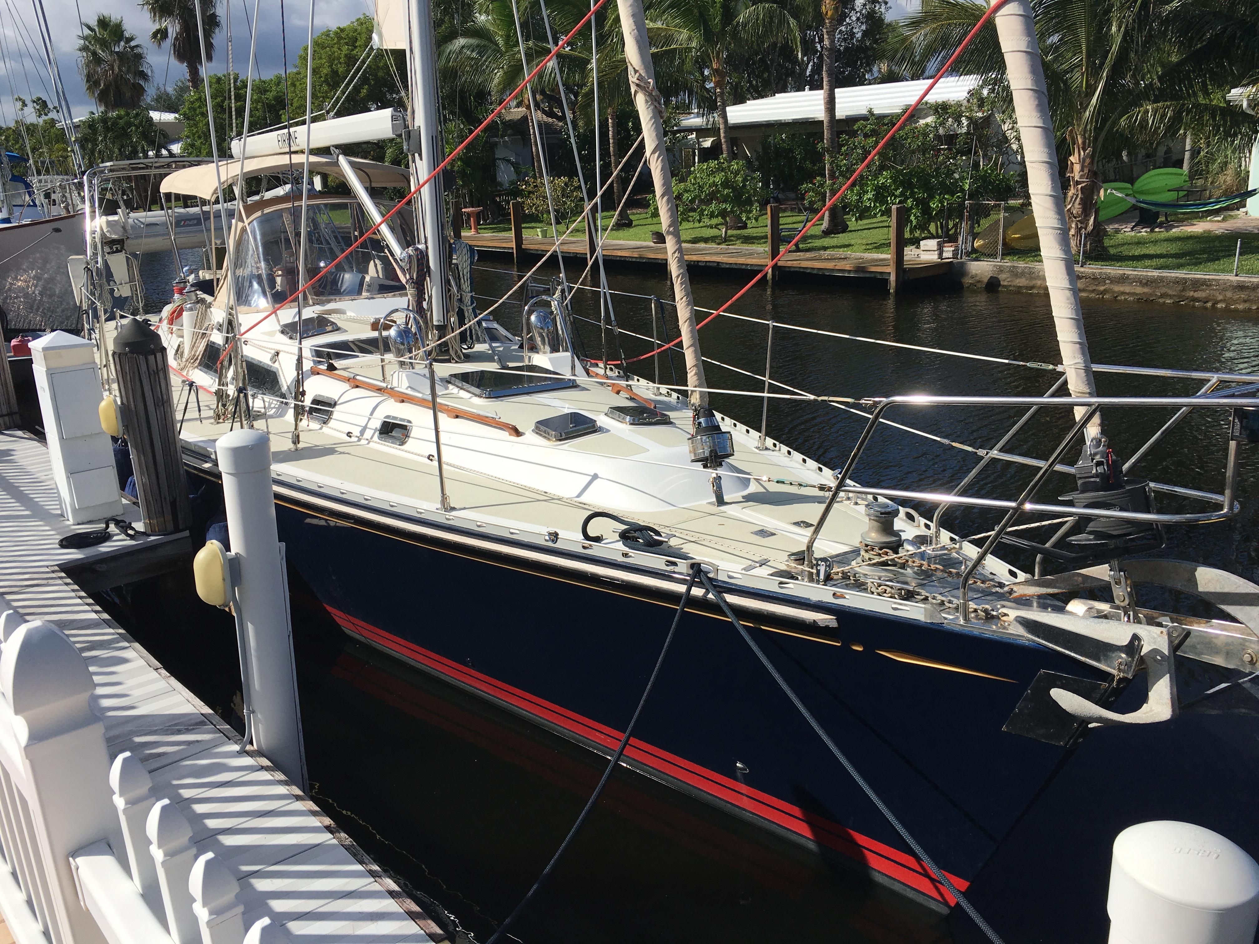 Eirene Hylas 2000 46 Center Cockpit 46 Yacht for Sale in US