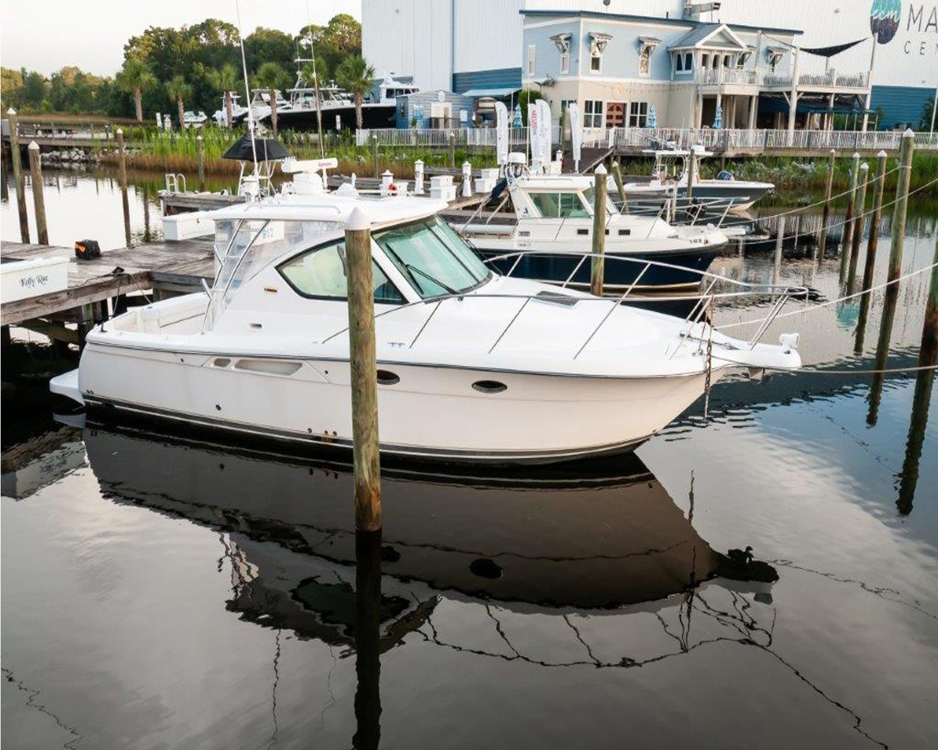 Cherokee Rose Tiara 2008 Open 30 Yacht for Sale in US