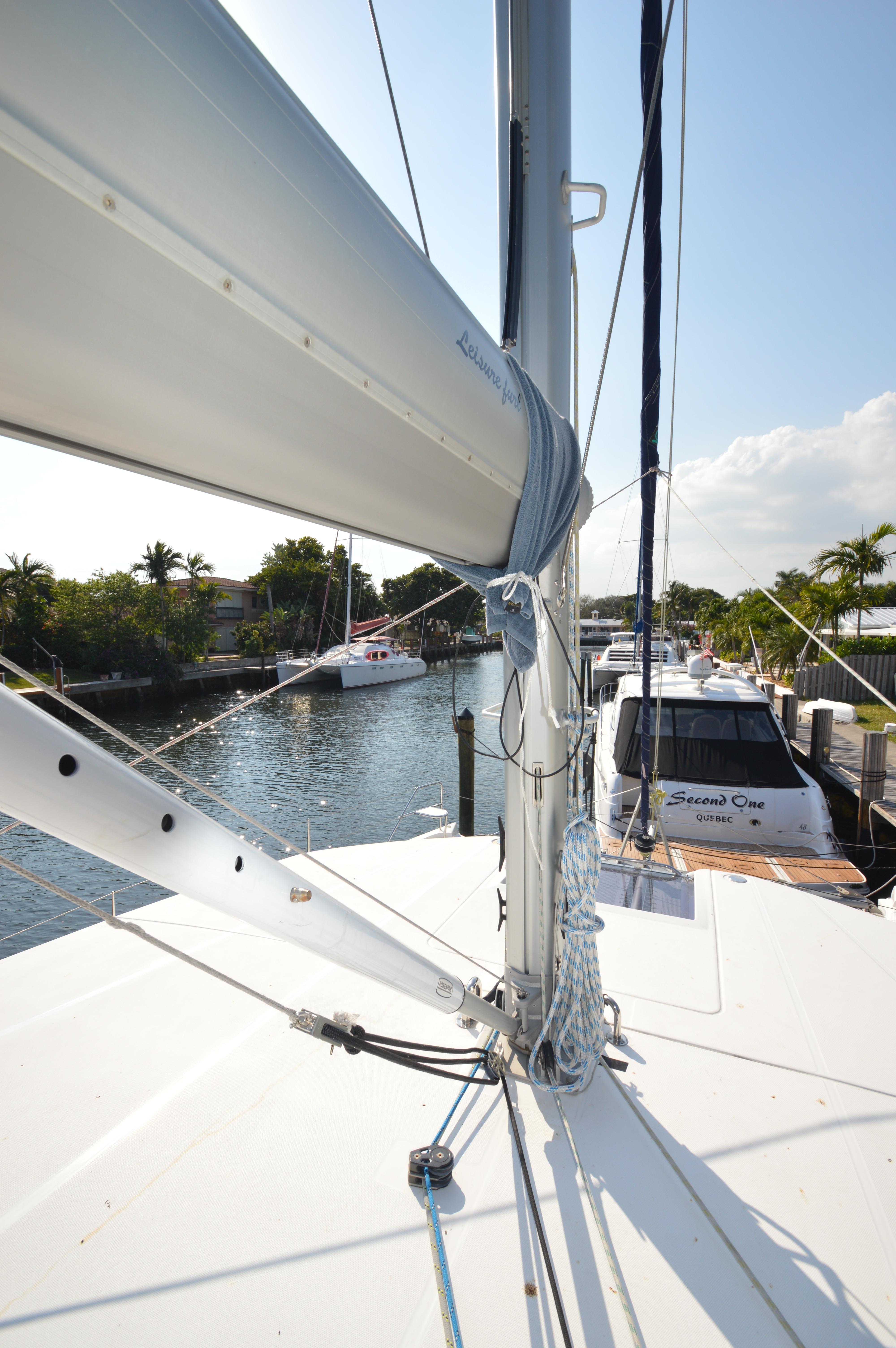 Robertson and Caine Leopard 48 Sailing Catamaran SONG 1 for sale ...