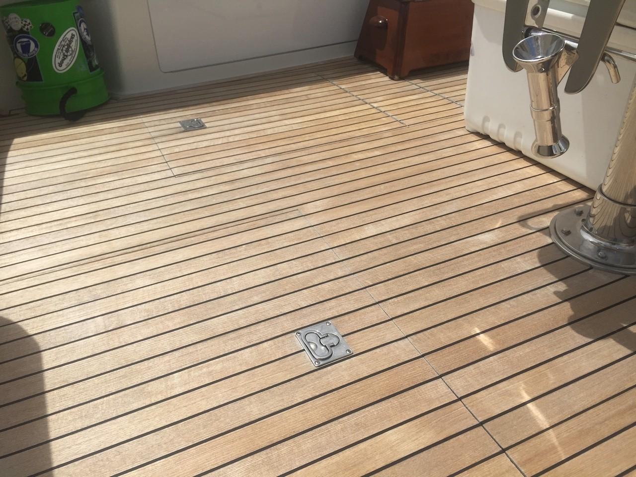 47 Cabo 2002 Fajardo, Puerto Rico Sold on 2018-03-16 by Denison Yacht Sales